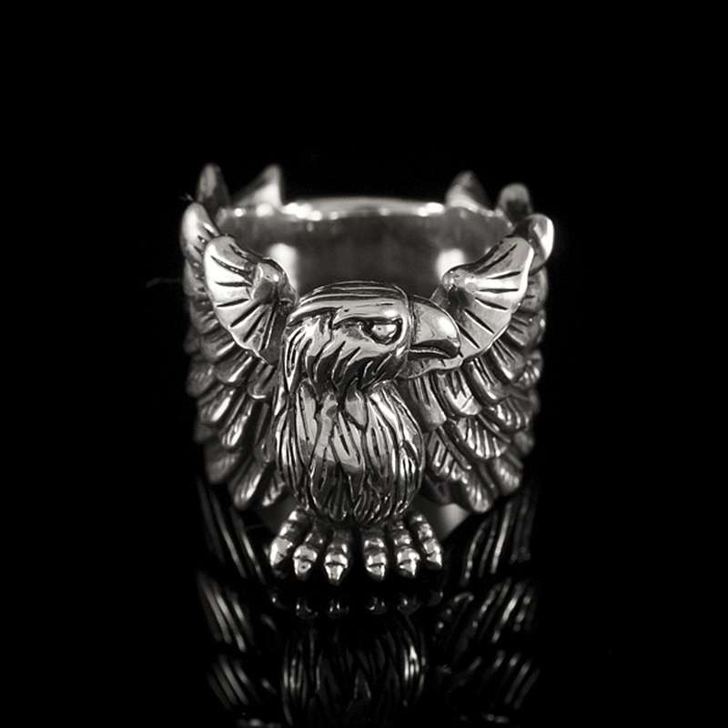 Adler Ring mit großen Schwingen aus Silber