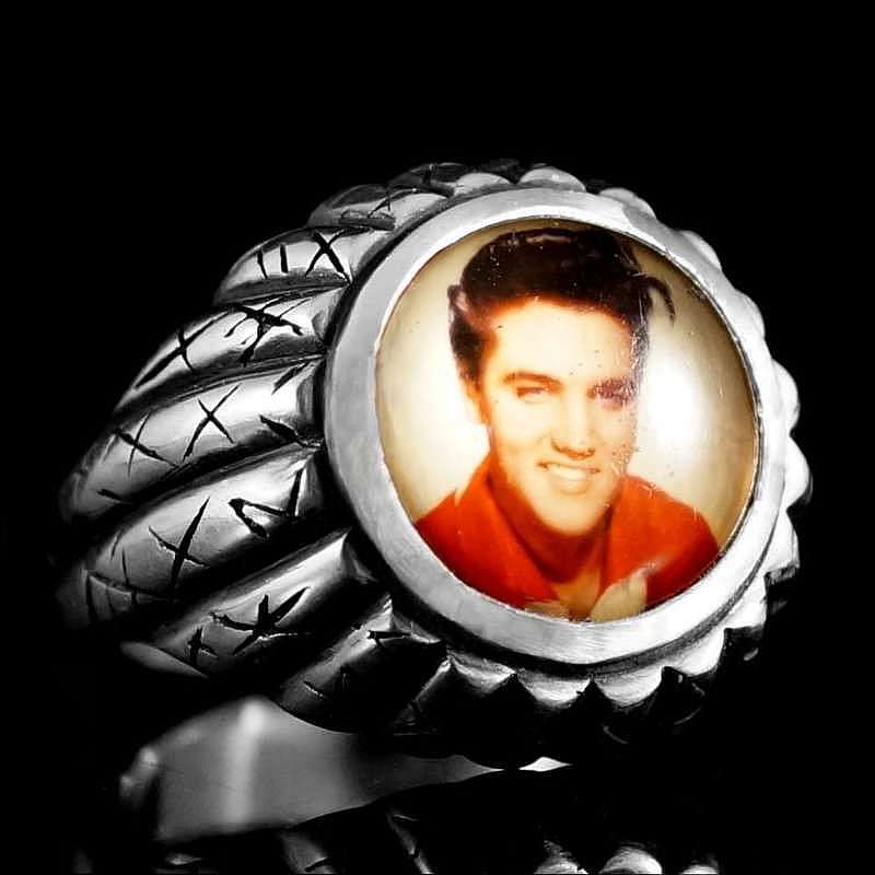 Sonderanfertigung Elvis Ring aus Silber